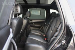 Black Porsche Cayenne 2009 in Riga, with an engine capacity of 3.00 L and mileage of 0 thousand km for 10990 €, photo 19 on AUTOMOTO.COM.LV