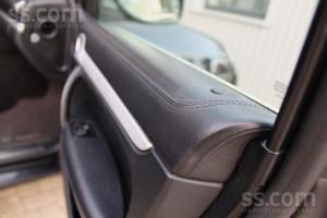 Black Porsche Cayenne 2009 in Riga, with an engine capacity of 3.00 L and mileage of 0 thousand km for 10990 €, photo 28 on AUTOMOTO.COM.LV