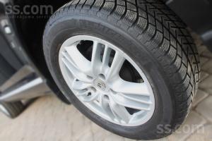 Black Porsche Cayenne 2009 in Riga, with an engine capacity of 3.00 L and mileage of 0 thousand km for 10990 €, photo 33 on AUTOMOTO.COM.LV