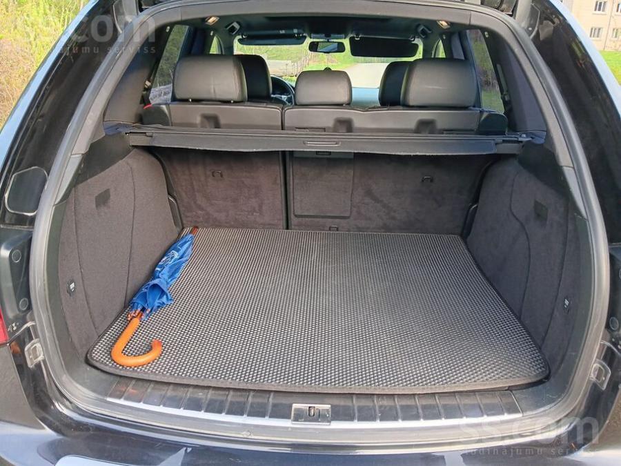 Melns Porsche Cayenne 2009 Ludza, ar dzinēja tilpumu 3.00 L un nobraukumu 246 tūkst. km par 10500 €, foto 7 vietnē AUTOMOTO.COM.LV