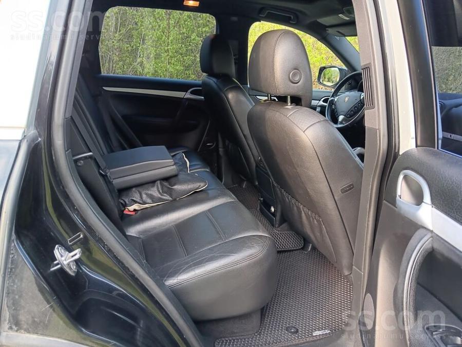 Melns Porsche Cayenne 2009 Ludza, ar dzinēja tilpumu 3.00 L un nobraukumu 246 tūkst. km par 10500 €, foto 8 vietnē AUTOMOTO.COM.LV