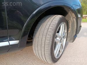 Melns Porsche Cayenne 2009 Ludza, ar dzinēja tilpumu 3.00 L un nobraukumu 246 tūkst. km par 10500 €, foto 11 vietnē AUTOMOTO.COM.LV