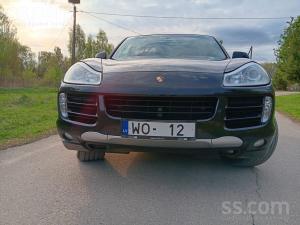 Melns Porsche Cayenne 2009 Ludza, ar dzinēja tilpumu 3.00 L un nobraukumu 246 tūkst. km par 10500 €, foto 16 vietnē AUTOMOTO.COM.LV