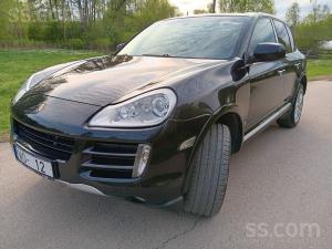 Melns Porsche Cayenne 2009 Ludza, ar dzinēja tilpumu 3.00 L un nobraukumu 246 tūkst. km par 10500 €, foto 17 vietnē AUTOMOTO.COM.LV