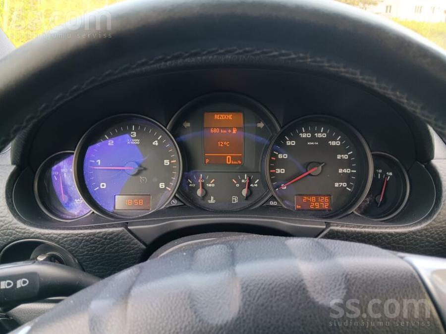 Melns Porsche Cayenne 2009 Ludza, ar dzinēja tilpumu 3.00 L un nobraukumu 246 tūkst. km par 10500 €, foto 19 vietnē AUTOMOTO.COM.LV