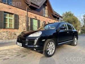 Black Porsche Cayenne 2009 in Rezekne, with an engine capacity of 3.00 L and mileage of 252 thousand km for 9111 €, photo  on AUTOMOTO.COM.LV