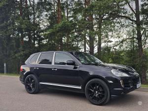 Melns Porsche Cayenne 2009 Viļņa, ar dzinēja tilpumu 2.97 L un nobraukumu 308 tūkst. km par 8200 €, foto 3 vietnē AUTOMOTO.COM.LV