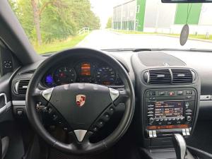 Melns Porsche Cayenne 2009 Viļņa, ar dzinēja tilpumu 2.97 L un nobraukumu 308 tūkst. km par 8200 €, foto 11 vietnē AUTOMOTO.COM.LV