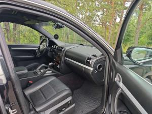 Melns Porsche Cayenne 2009 Viļņa, ar dzinēja tilpumu 2.97 L un nobraukumu 308 tūkst. km par 8200 €, foto 12 vietnē AUTOMOTO.COM.LV