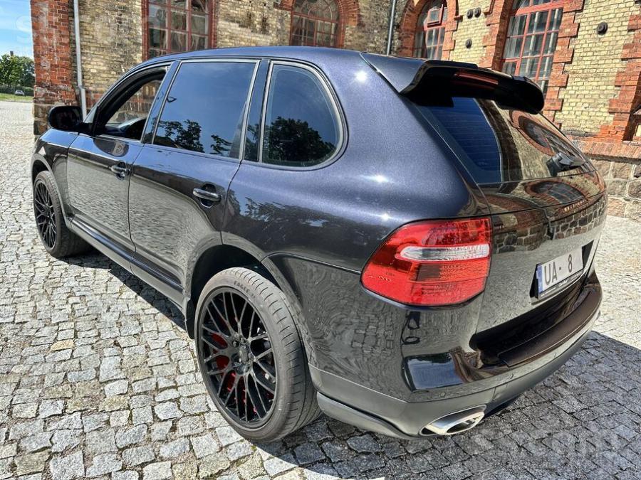 Melns Porsche Cayenne 2009 Ventspils, ar dzinēja tilpumu 3.00 L un nobraukumu 370 tūkst. km par 11900 €, foto 5 vietnē AUTOMOTO.COM.LV