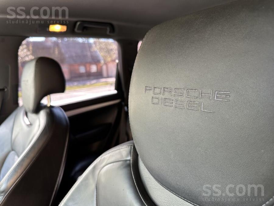 Melns Porsche Cayenne 2009 Ventspils, ar dzinēja tilpumu 3.00 L un nobraukumu 370 tūkst. km par 11900 €, foto 12 vietnē AUTOMOTO.COM.LV