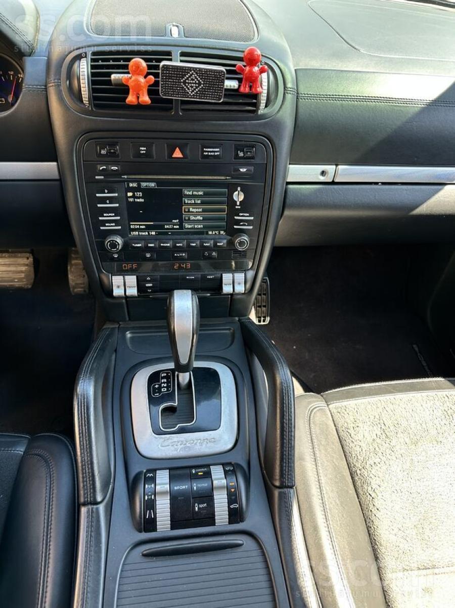 Melns Porsche Cayenne 2009 Ventspils, ar dzinēja tilpumu 3.00 L un nobraukumu 370 tūkst. km par 11900 €, foto 14 vietnē AUTOMOTO.COM.LV