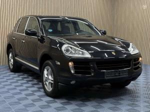 Black Porsche Cayenne 2009 in Marijampole, with an engine capacity of 2.97 L and mileage of 312 thousand km for 7700 €, photo  on AUTOMOTO.COM.LV