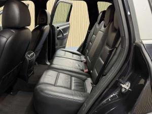 Black Porsche Cayenne 2009 in Marijampole, with an engine capacity of 2.97 L and mileage of 312 thousand km for 7700 €, photo 17 on AUTOMOTO.COM.LV