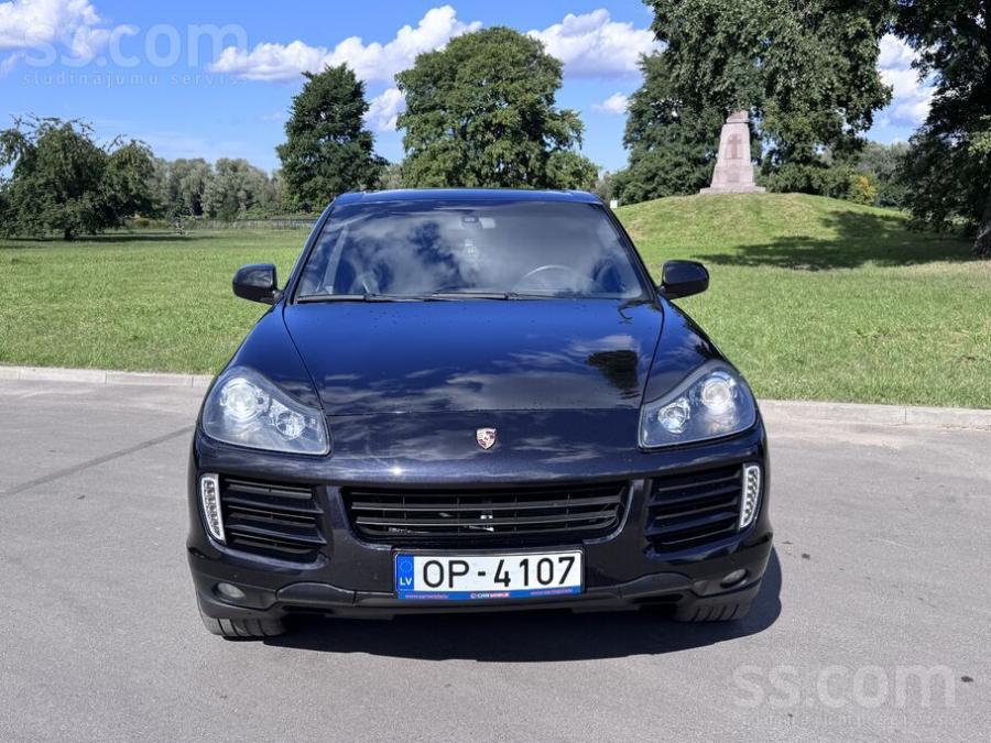 Melns Porsche Cayenne 2009 Rīga, ar dzinēja tilpumu 3.00 L un nobraukumu 0 tūkst. km par 9950 €, foto 3 vietnē AUTOMOTO.COM.LV