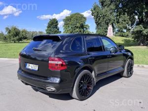 Melns Porsche Cayenne 2009 Rīga, ar dzinēja tilpumu 3.00 L un nobraukumu 0 tūkst. km par 9950 €, foto 7 vietnē AUTOMOTO.COM.LV