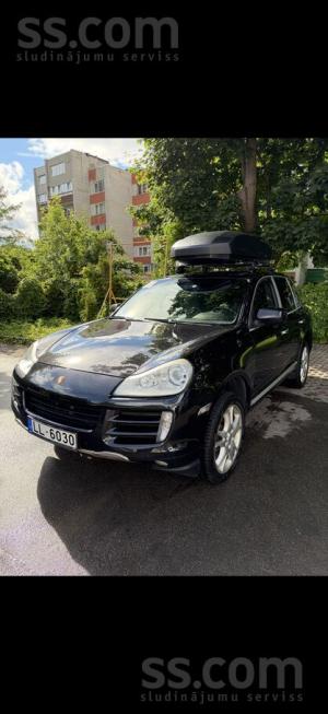Black Porsche Cayenne 2009 in Riga, with an engine capacity of 3.00 L and mileage of 315 thousand km for 9500 €, photo  on AUTOMOTO.COM.LV
