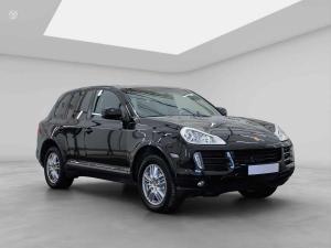 Black Porsche Cayenne 2009 in Kaunas, with an engine capacity of 4.80 L and mileage of 217 thousand km for 8990 €, photo 5 on AUTOMOTO.COM.LV