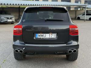 Melns Porsche Cayenne 2009 Viļņa, ar dzinēja tilpumu 2.97 L un nobraukumu 308 tūkst. km par 10000 €, foto 6 vietnē AUTOMOTO.COM.LV