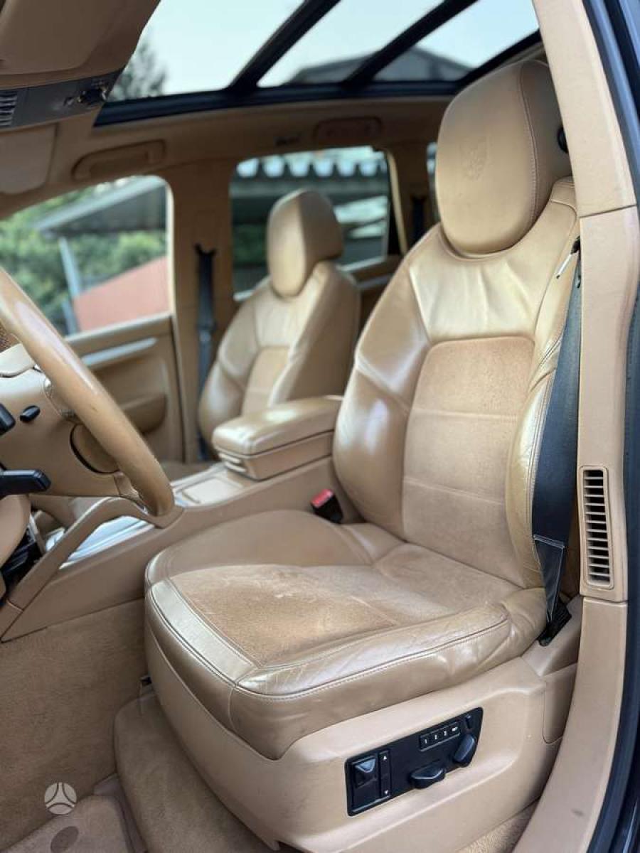 Melns Porsche Cayenne 2009 Viļņa, ar dzinēja tilpumu 2.97 L un nobraukumu 308 tūkst. km par 10000 €, foto 14 vietnē AUTOMOTO.COM.LV