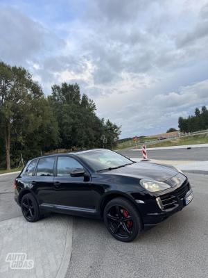Black Porsche Cayenne 2009 in Vilnius, with an engine capacity of 3.00 L and mileage of 342 thousand km for 6700 €, photo 4 on AUTOMOTO.COM.LV