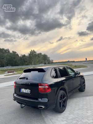 Black Porsche Cayenne 2009 in Vilnius, with an engine capacity of 3.00 L and mileage of 342 thousand km for 6700 €, photo 5 on AUTOMOTO.COM.LV