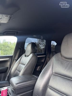 Black Porsche Cayenne 2009 in Vilnius, with an engine capacity of 3.00 L and mileage of 342 thousand km for 6700 €, photo 13 on AUTOMOTO.COM.LV