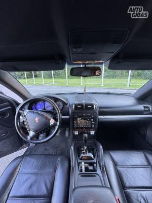Black Porsche Cayenne 2009 in Vilnius, with an engine capacity of 3.00 L and mileage of 342 thousand km for 6700 €, photo 14 on AUTOMOTO.COM.LV