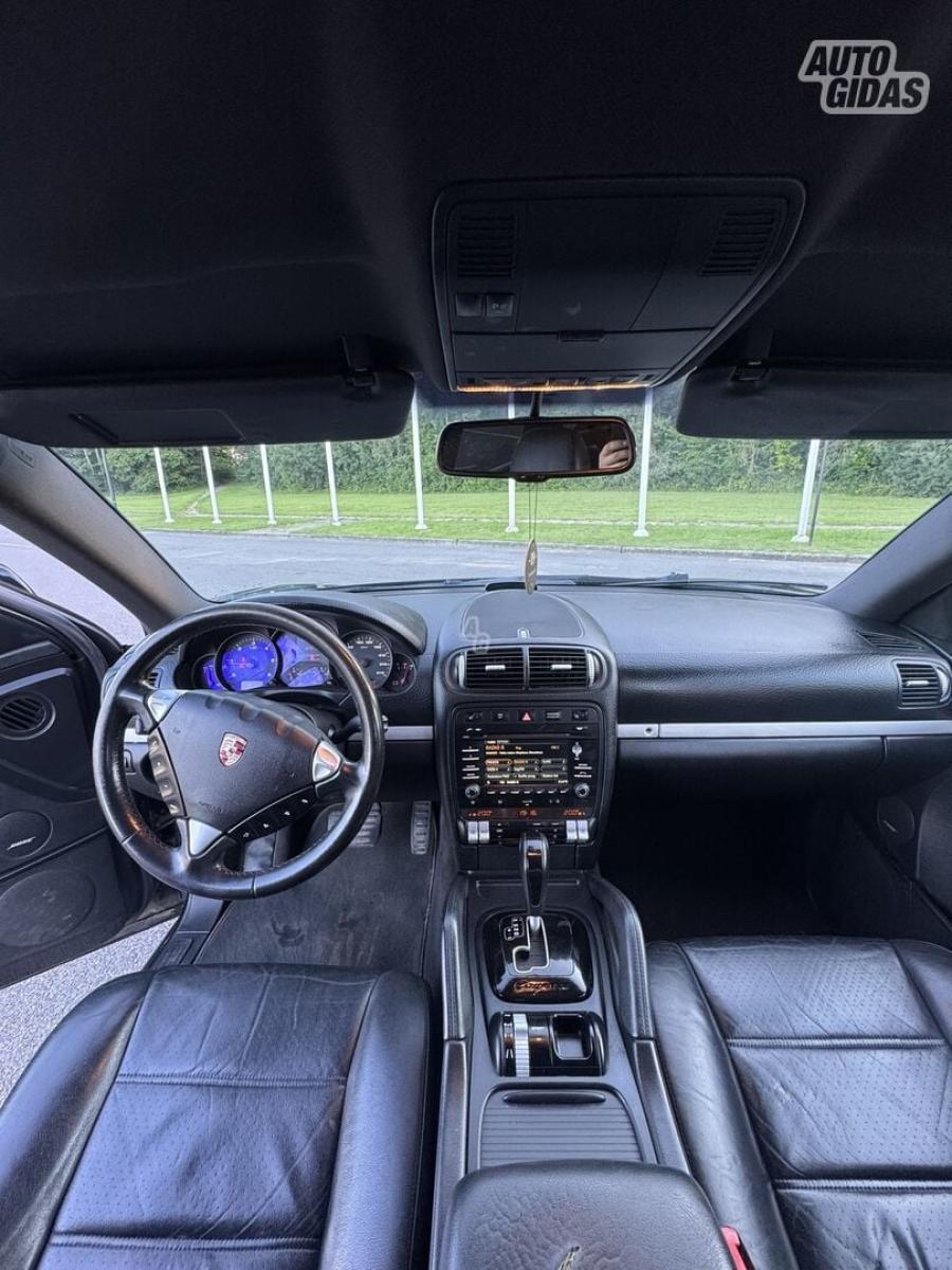 Black Porsche Cayenne 2009 in Vilnius, with an engine capacity of 3.00 L and mileage of 342 thousand km for 6700 €, photo 14 on AUTOMOTO.COM.LV