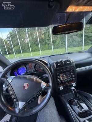 Black Porsche Cayenne 2009 in Vilnius, with an engine capacity of 3.00 L and mileage of 342 thousand km for 6700 €, photo 16 on AUTOMOTO.COM.LV