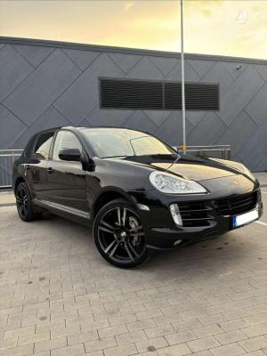 Melns Porsche Cayenne 2009 Jonava, ar dzinēja tilpumu 2.97 L un nobraukumu 275 tūkst. km par 8999 €, foto  vietnē AUTOMOTO.COM.LV