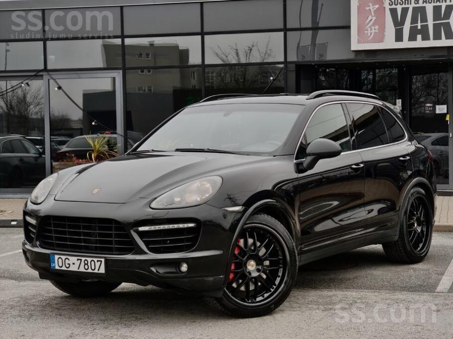 Melns Porsche Cayenne 2010 Rīga, ar dzinēja tilpumu 4.80 L un nobraukumu 197 tūkst. km par 17000 €, foto 2 vietnē AUTOMOTO.COM.LV