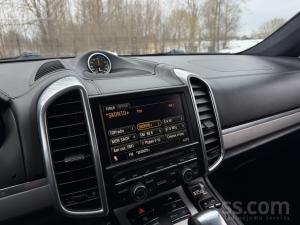 Melns Porsche Cayenne 2010 Rīga, ar dzinēja tilpumu 4.80 L un nobraukumu 0 tūkst. km par 13500 €, foto 13 vietnē AUTOMOTO.COM.LV