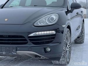 Melns Porsche Cayenne 2010 Tauragė, ar dzinēja tilpumu 3.00 L un nobraukumu 322 tūkst. km par 13350 €, foto 3 vietnē AUTOMOTO.COM.LV