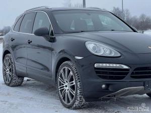 Melns Porsche Cayenne 2010 Tauragė, ar dzinēja tilpumu 3.00 L un nobraukumu 322 tūkst. km par 13350 €, foto 6 vietnē AUTOMOTO.COM.LV
