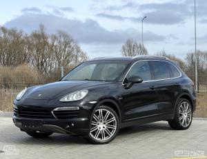 Melns Porsche Cayenne 2010 Tauragė, ar dzinēja tilpumu 3.00 L un nobraukumu 322 tūkst. km par 13300 €, foto  vietnē AUTOMOTO.COM.LV