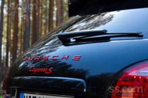 Черный Порше Каен 2010 в Рига, объемом двигателя 4.80 л и пробегом 241 тыс. км за 14500 €, фото 10 на AUTOMOTO.COM.LV