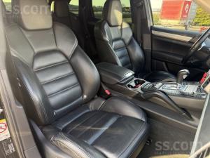 Черный Порше Каен 2010 в Рига, объемом двигателя 4.80 л и пробегом 241 тыс. км за 14500 €, фото 18 на AUTOMOTO.COM.LV
