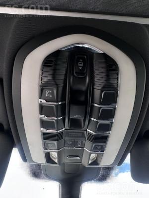Melns Porsche Cayenne 2010 Rīga, ar dzinēja tilpumu 3.00 L un nobraukumu 239 tūkst. km par 14900 €, foto 14 vietnē AUTOMOTO.COM.LV