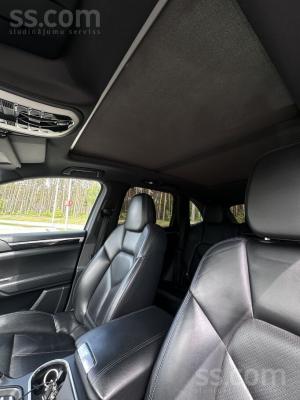 Melns Porsche Cayenne 2010 Rīga, ar dzinēja tilpumu 3.00 L un nobraukumu 239 tūkst. km par 14900 €, foto 15 vietnē AUTOMOTO.COM.LV