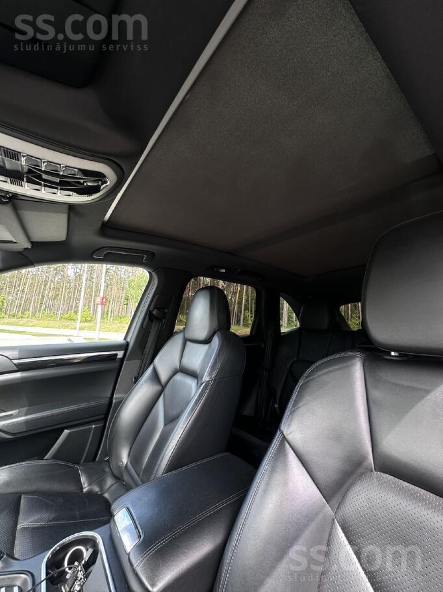 Melns Porsche Cayenne 2010 Rīga, ar dzinēja tilpumu 3.00 L un nobraukumu 239 tūkst. km par 14900 €, foto 15 vietnē AUTOMOTO.COM.LV
