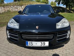 Melns Porsche Cayenne 2010 Daugavpils, ar dzinēja tilpumu 3.00 L un nobraukumu 255 tūkst. km par 12500 €, foto 4 vietnē AUTOMOTO.COM.LV