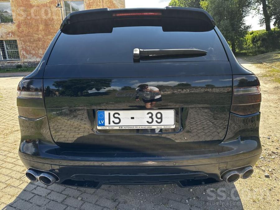Melns Porsche Cayenne 2010 Daugavpils, ar dzinēja tilpumu 3.00 L un nobraukumu 255 tūkst. km par 12500 €, foto 9 vietnē AUTOMOTO.COM.LV