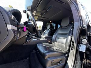 Melns Porsche Cayenne 2010 Daugavpils, ar dzinēja tilpumu 3.00 L un nobraukumu 255 tūkst. km par 12500 €, foto 16 vietnē AUTOMOTO.COM.LV