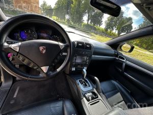 Melns Porsche Cayenne 2010 Daugavpils, ar dzinēja tilpumu 3.00 L un nobraukumu 255 tūkst. km par 12500 €, foto 19 vietnē AUTOMOTO.COM.LV