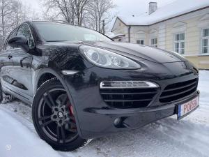 Melns Porsche Cayenne 2011 Utena, ar dzinēja tilpumu 3.00 L un nobraukumu 274 tūkst. km par 14700 €, foto 9 vietnē AUTOMOTO.COM.LV