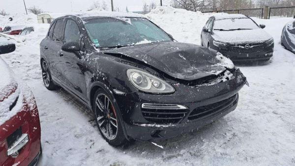 Melns Porsche Cayenne 2011 Šauļi, ar dzinēja tilpumu 3.00 L un nobraukumu 190 tūkst. km par 8700 €, foto 1 vietnē AUTOMOTO.COM.LV