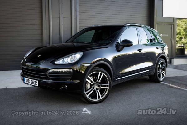 Black Porsche Cayenne 2011 in Tallinn, with an engine capacity of 4.80 L and mileage of 266 thousand km for 12490 €, photo 6 on AUTOMOTO.COM.LV