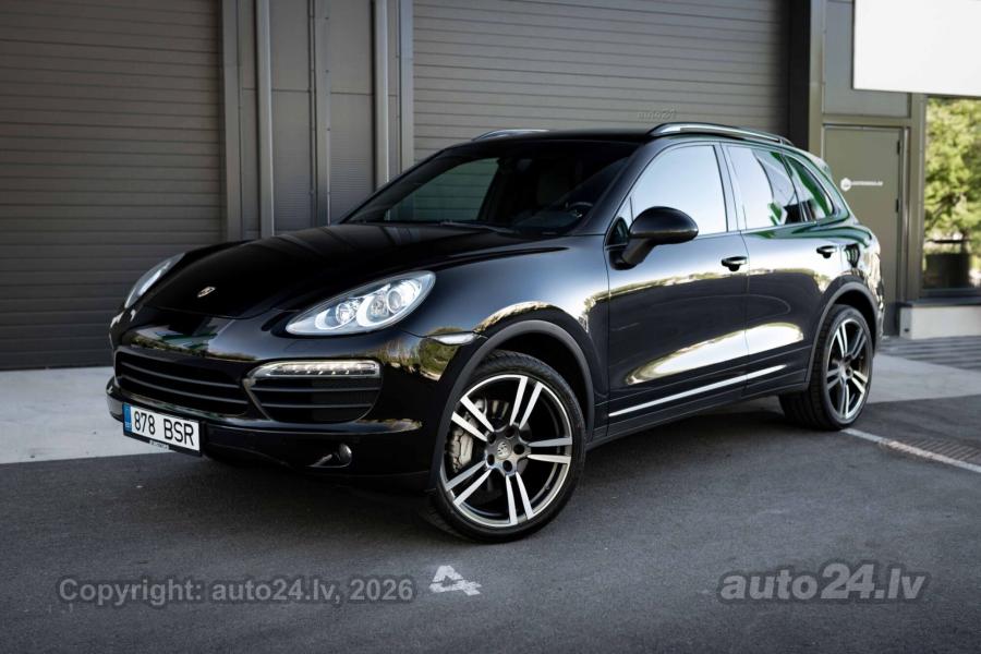 Melns Porsche Cayenne 2011 Tallina, ar dzinēja tilpumu 4.80 L un nobraukumu 266 tūkst. km par 12490 €, foto 7 vietnē AUTOMOTO.COM.LV