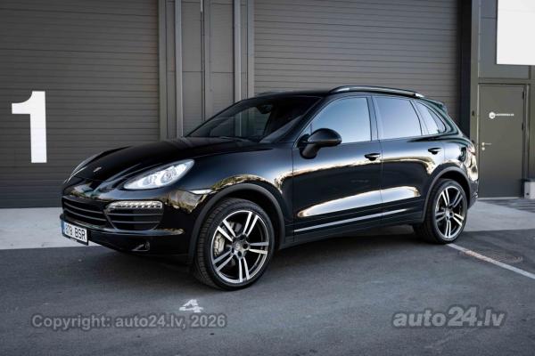 Black Porsche Cayenne 2011 in Tallinn, with an engine capacity of 4.80 L and mileage of 266 thousand km for 12490 €, photo 7 on AUTOMOTO.COM.LV